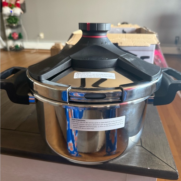 Kitchen | Stainless Steel Pressure Cooker With Black Handles | Poshmark